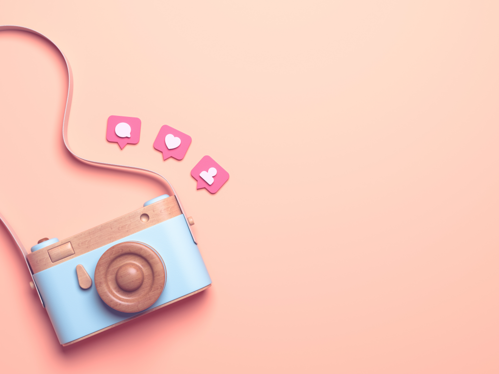 19 Social Media Tips to Build Your Audience | Looka