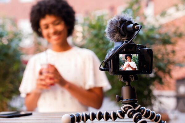 12 Video Recording Tips for A Shoestring Budget | Looka