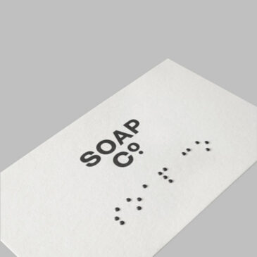 16 Striking Business Card Trends of 2025 (+ 54 Examples) | Looka
