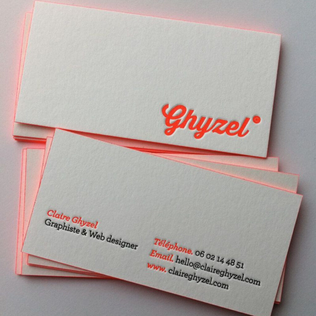 16 Striking Business Card Trends of 2025 (+ 54 Examples) | Looka