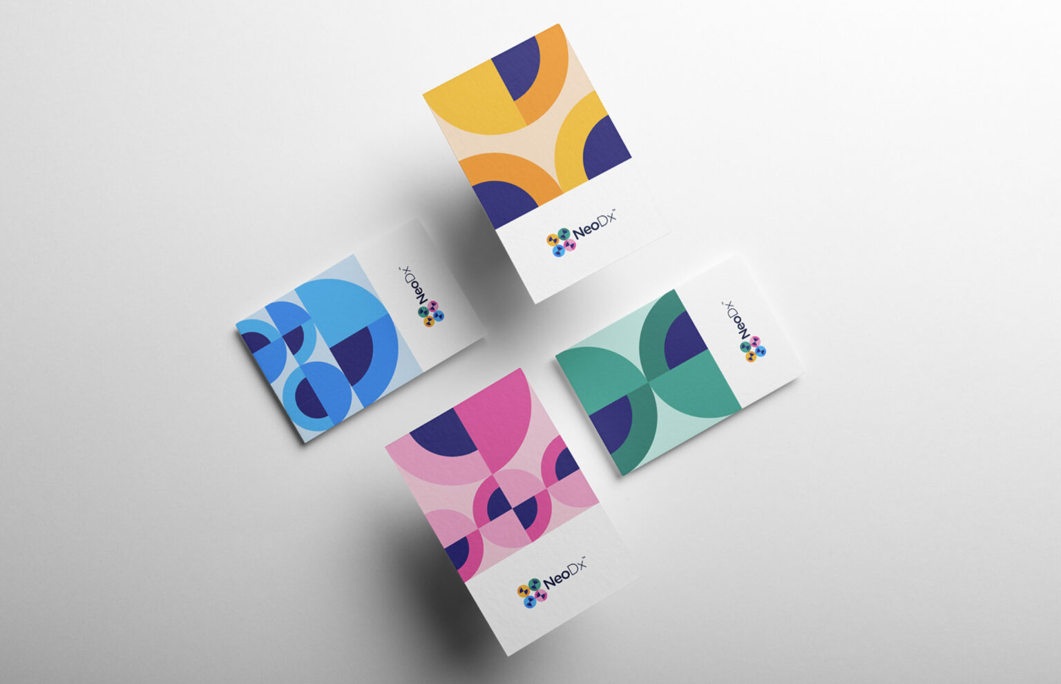16 Striking Business Card Trends of 2025 (+ 54 Examples) | Looka