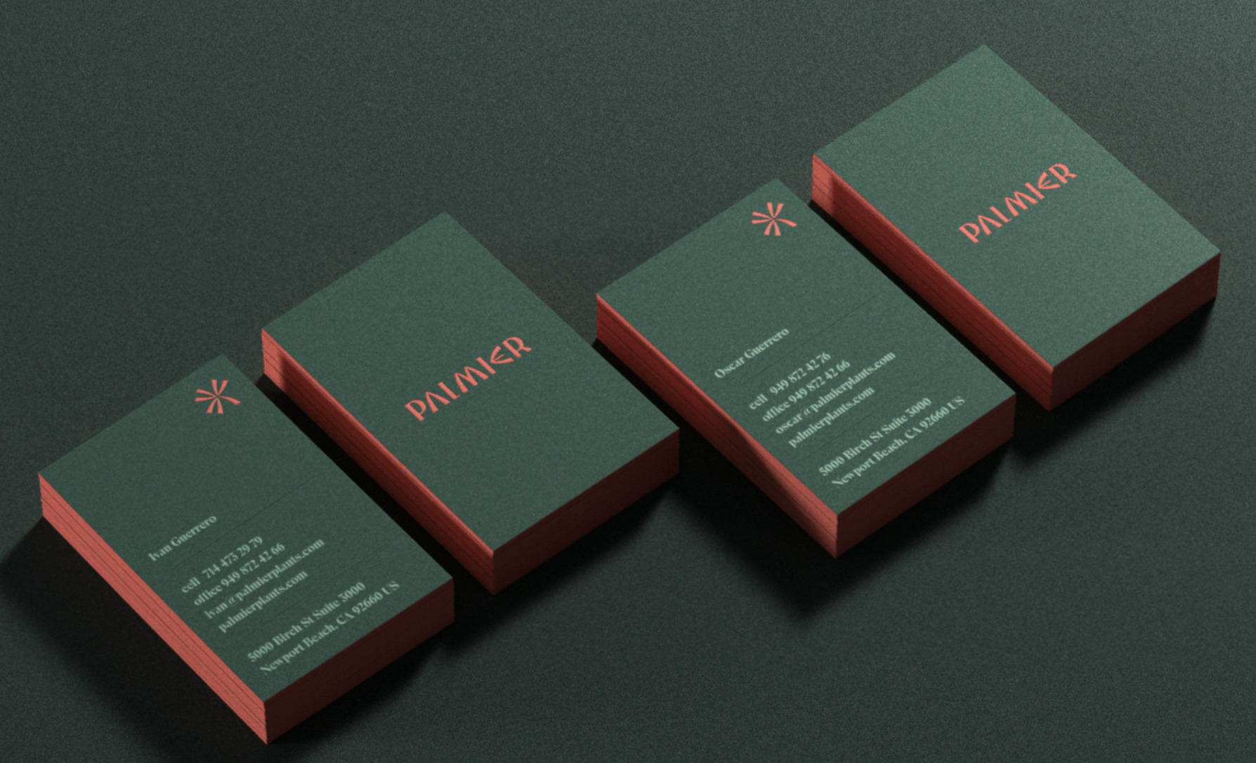 16 Striking Business Card Trends of 2025 (+ 54 Examples) | Looka