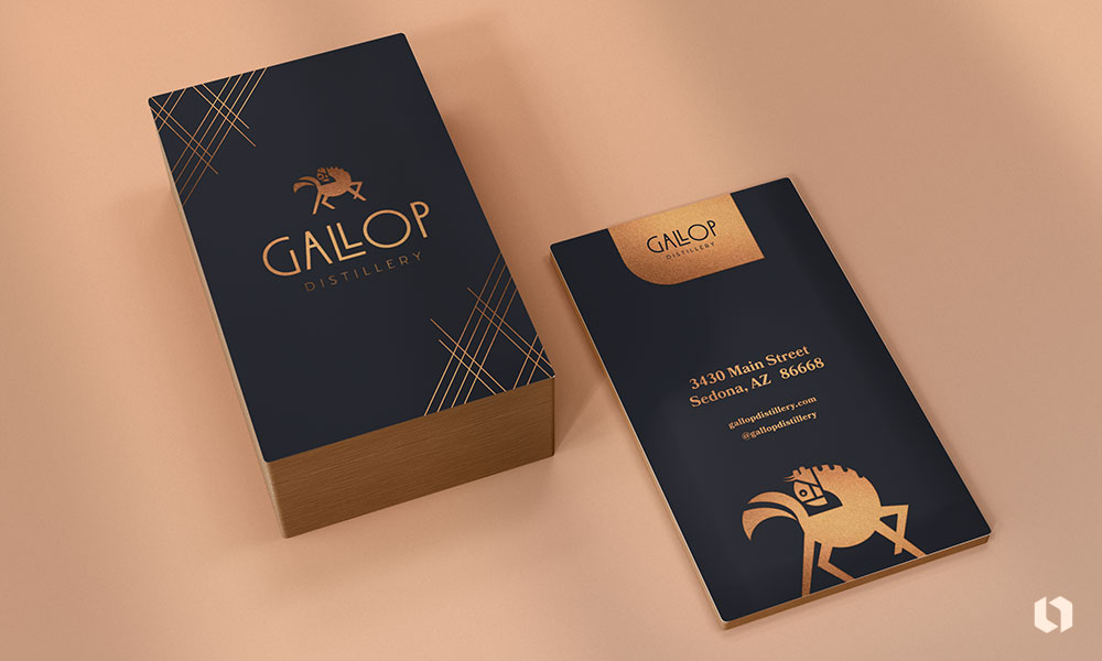 16 Striking Business Card Trends of 2025 (+ 54 Examples) | Looka