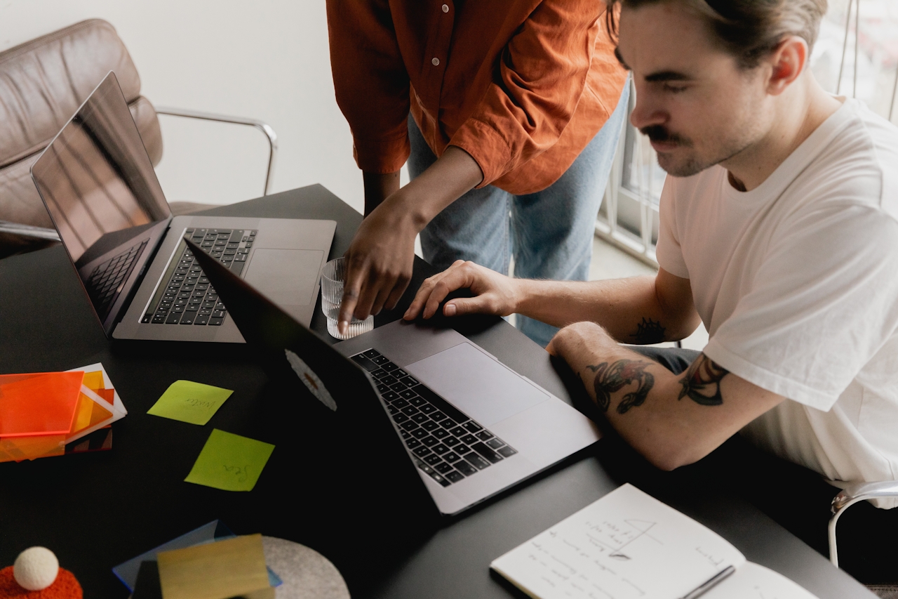 62+ Websites to Sell Your Services Online - Looka